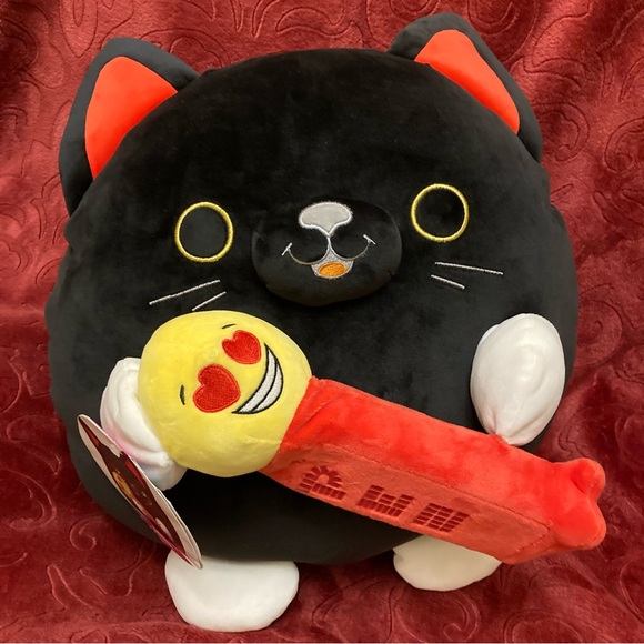 Zuru | Cat | Zuru Snackles Black Cat Plush Toy With Plush Pez Candy ...